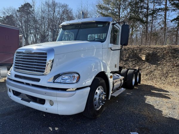 2020 Freightliner Columbia - Excel Truck Group