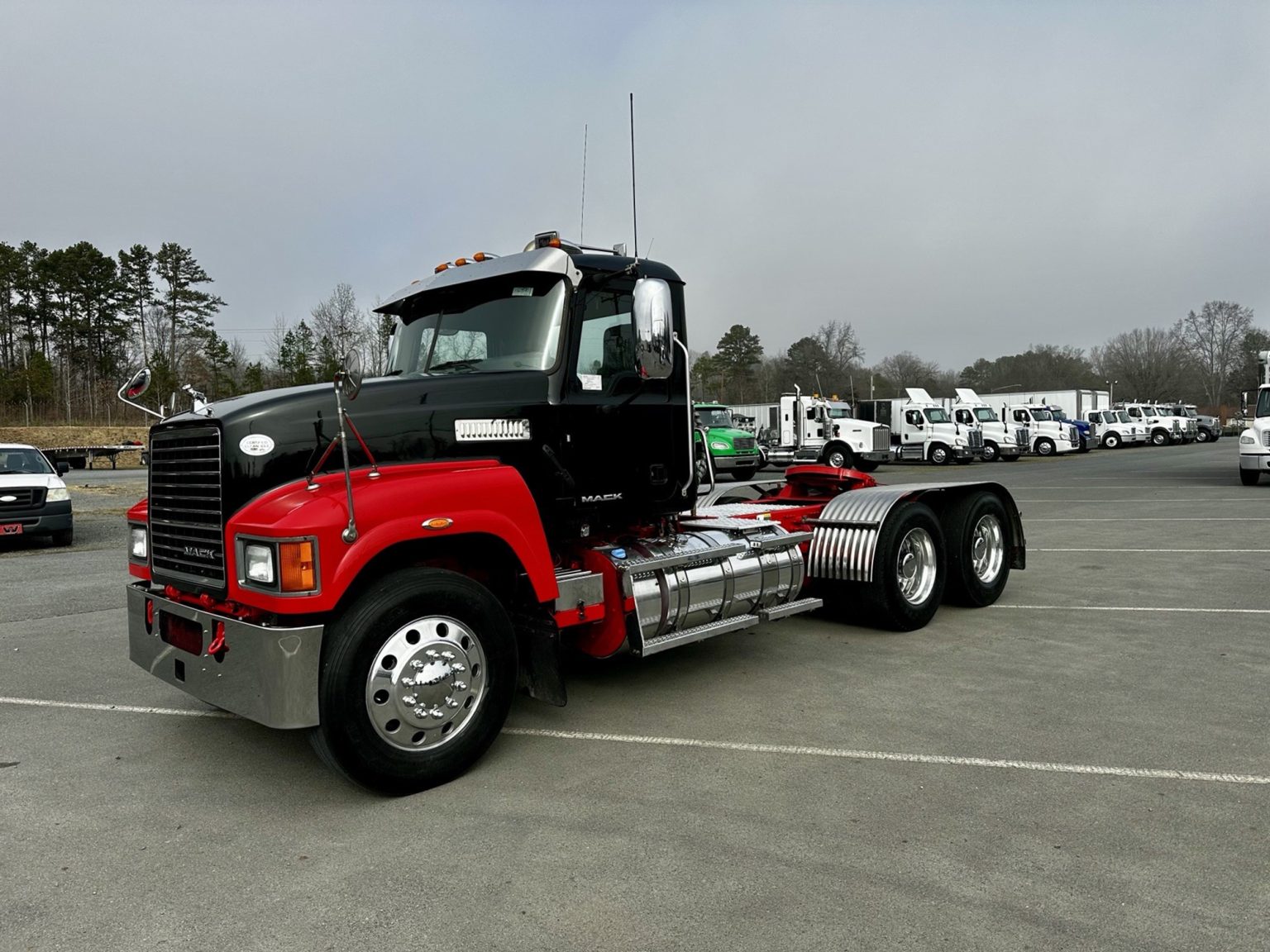 2017 Mack CHU (Pinnacle) - Excel Truck Group