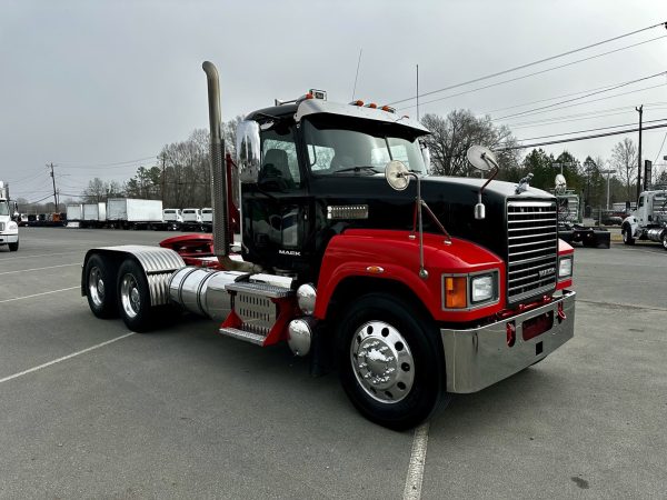 2017 Mack CHU (Pinnacle) - Excel Truck Group
