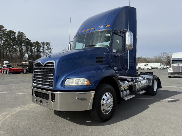 2018 Mack 600 - Excel Truck Group
