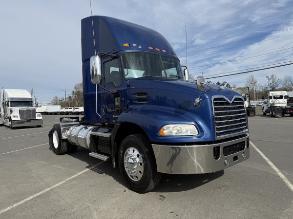 2018 Mack 600 - Excel Truck Group