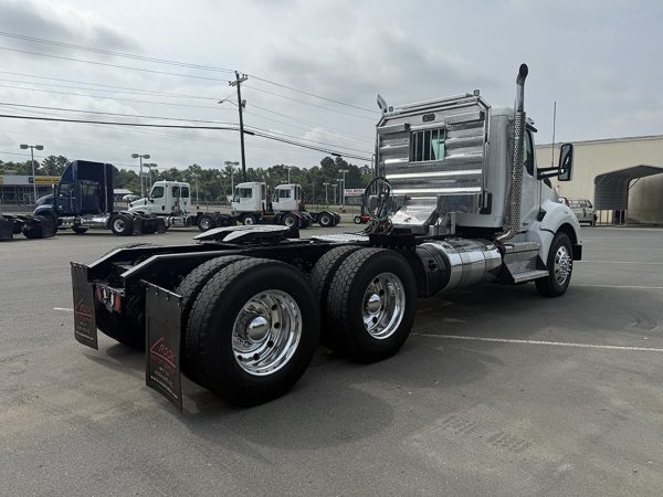 2020 Kenworth T880 - Excel Truck Group