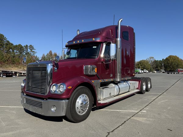 2016 Freightliner CC132 Coronado - Excel Truck Group