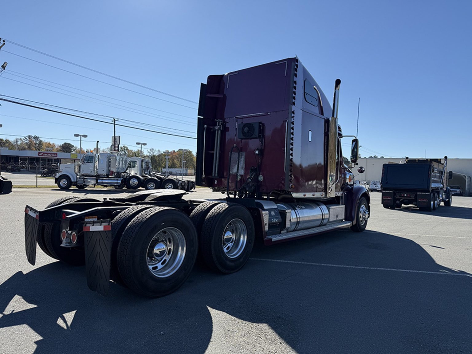 2016 Freightliner CC132 Coronado - Excel Truck Group