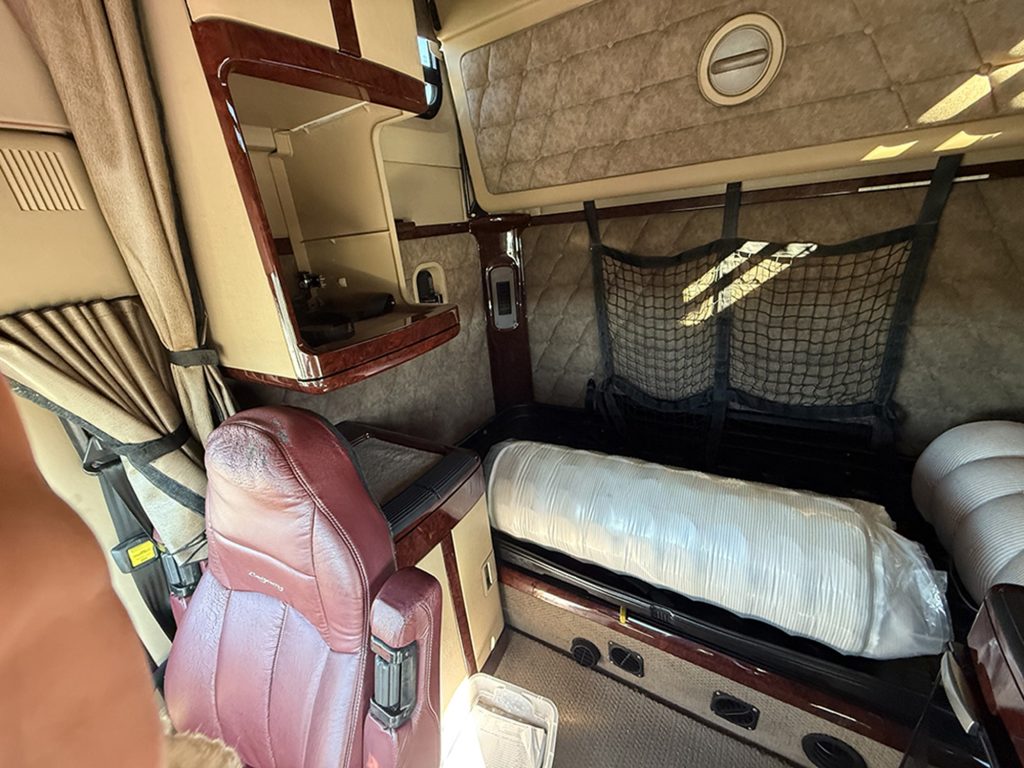 2016 Freightliner CC132 Coronado - Excel Truck Group