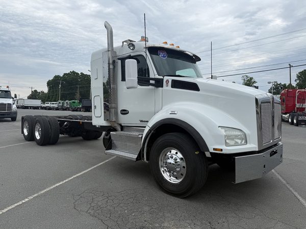2017 Kenworth T880 - Excel Truck Group