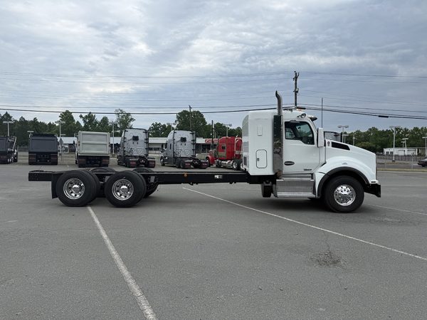 2017 Kenworth T880 - Excel Truck Group
